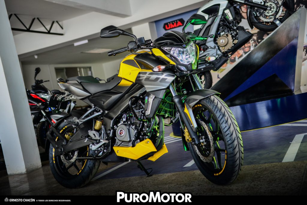 Pulsar NS200, potencia y estilo en dos ruedas