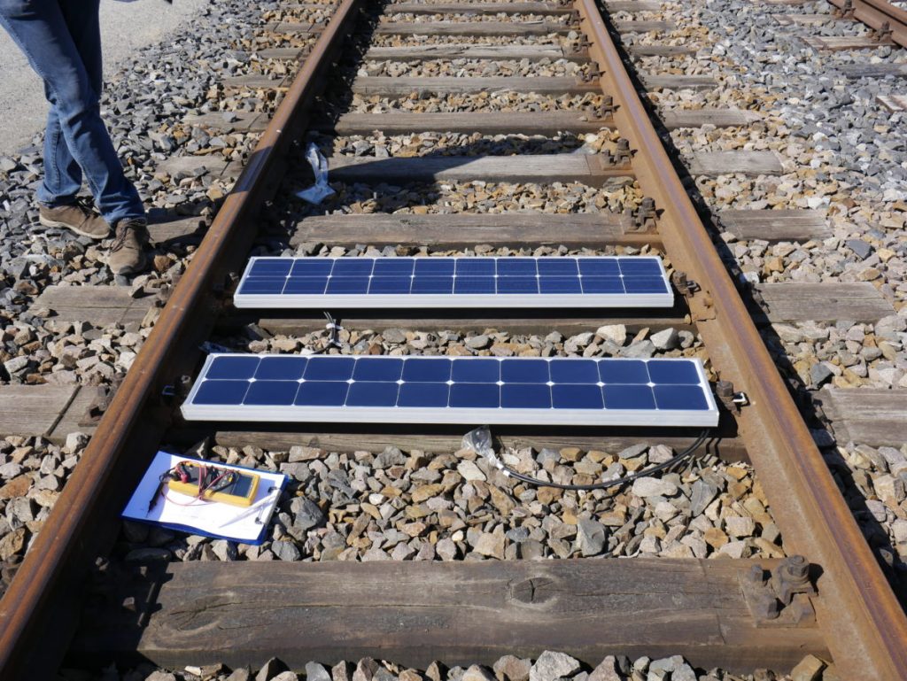 Greenrail convierte vías ferroviarias en plantas de energía solar