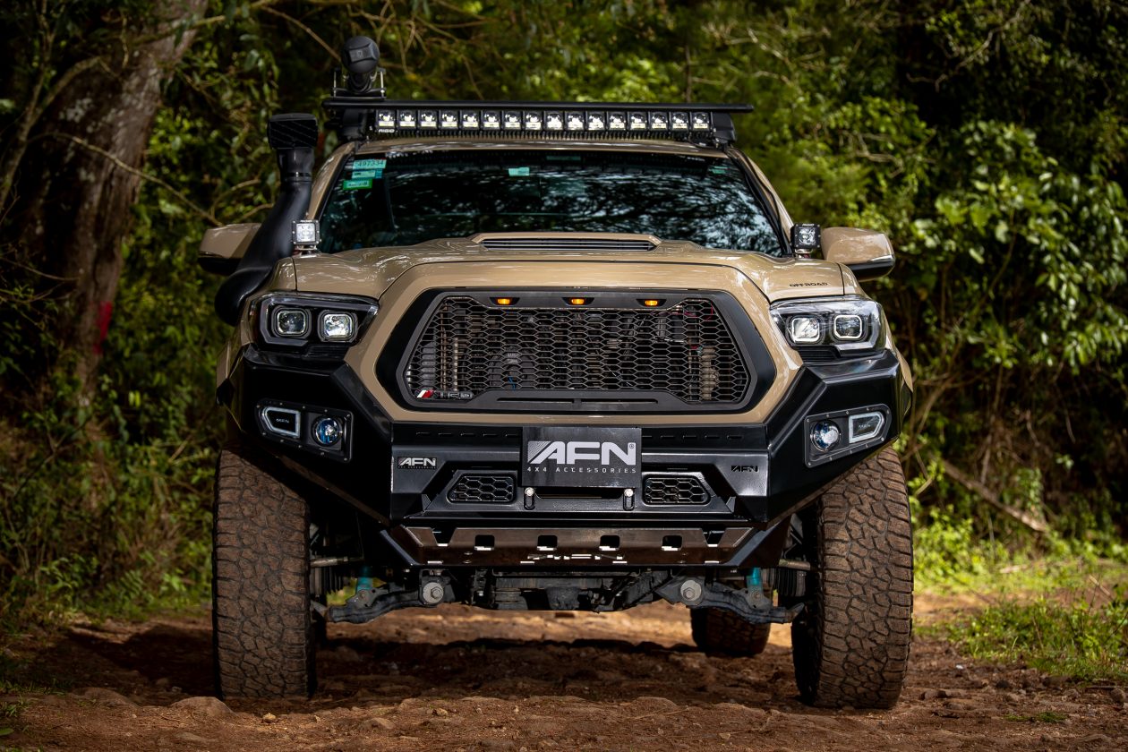 AFN 4x4 incorpora bumpers para tres modelos Toyota