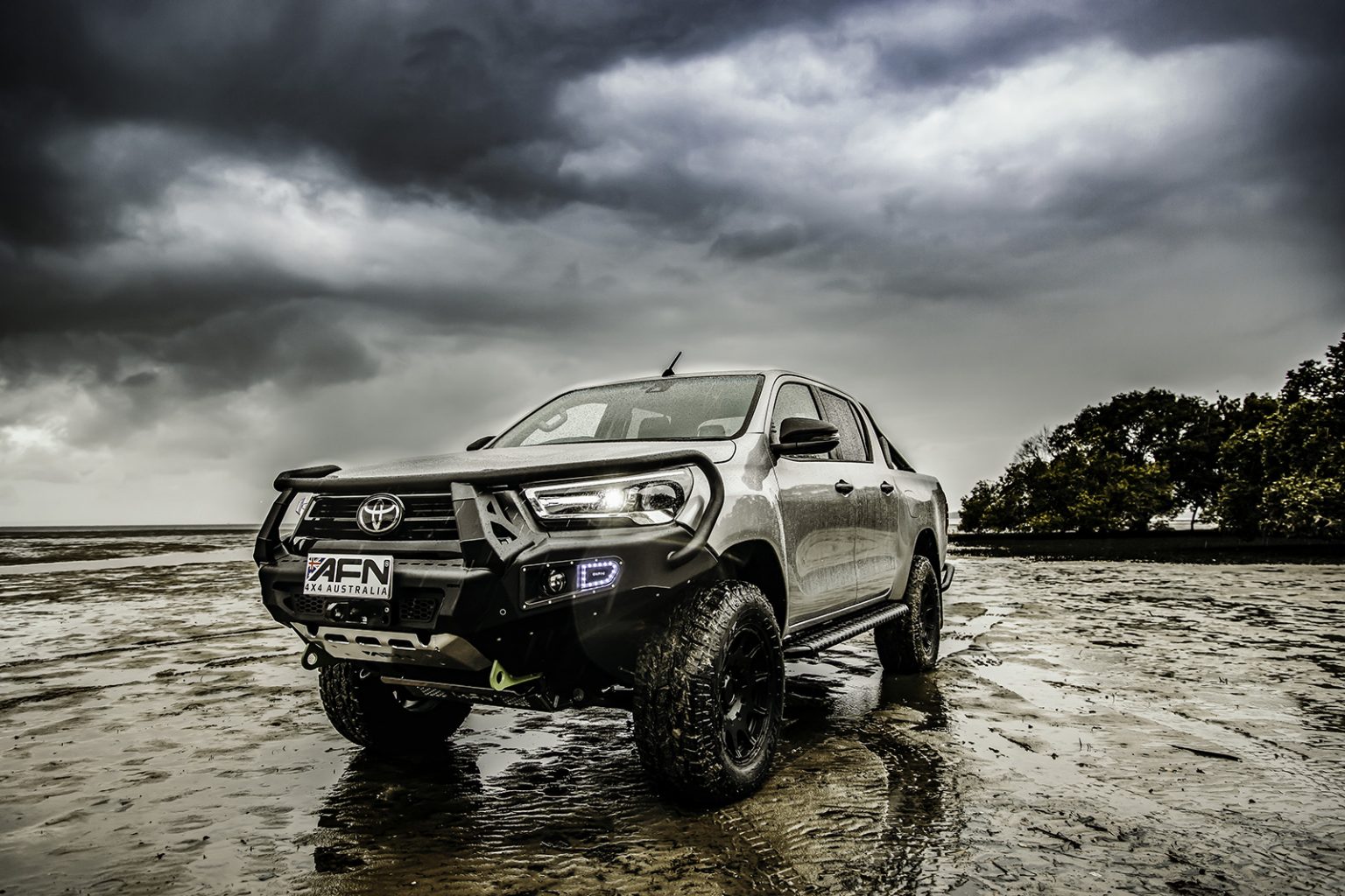 AFN 4x4 incorpora bumpers para dos nuevos modelos