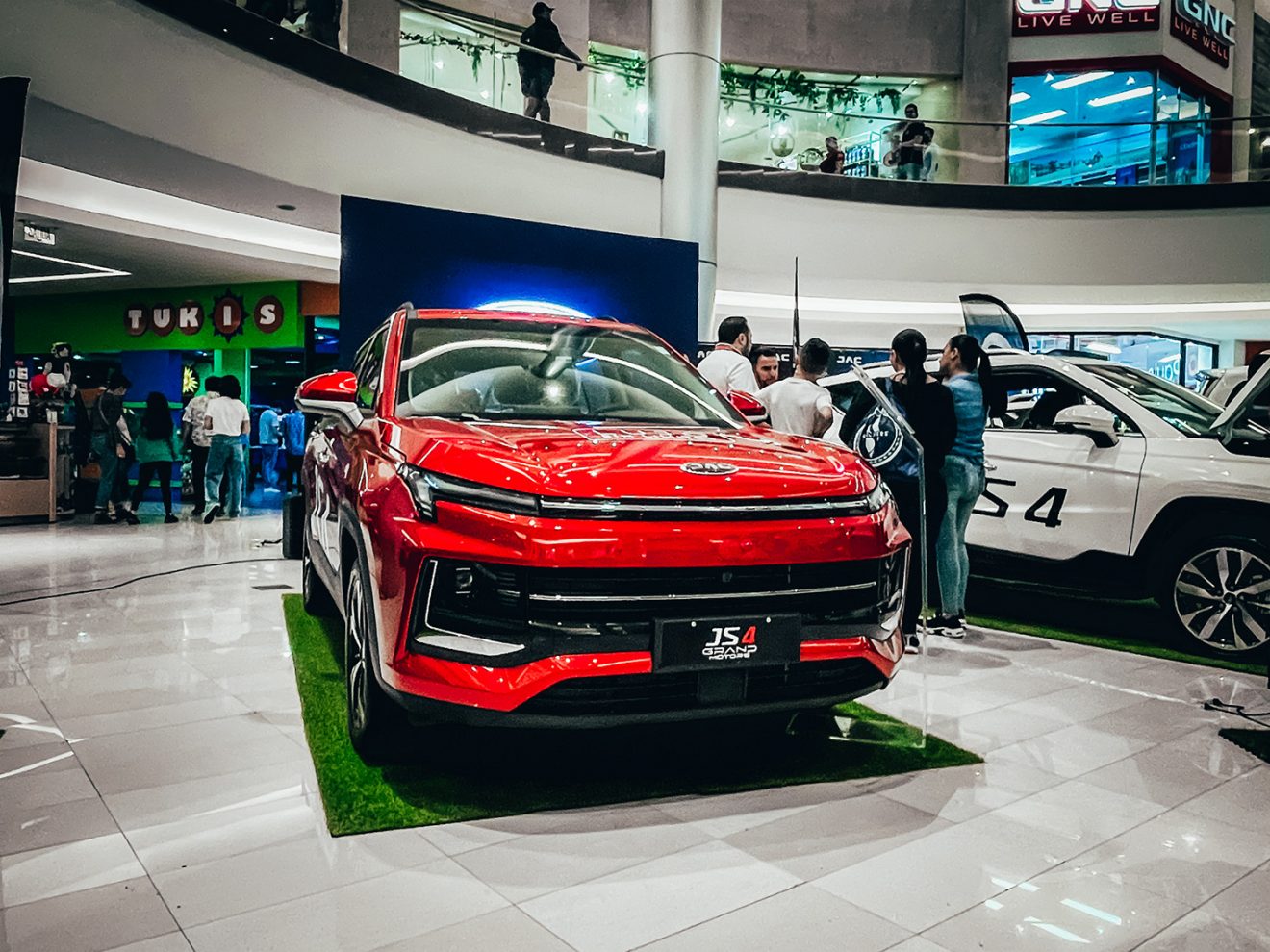 Grand Motors asume representación de JAC en vehículos de pasajeros