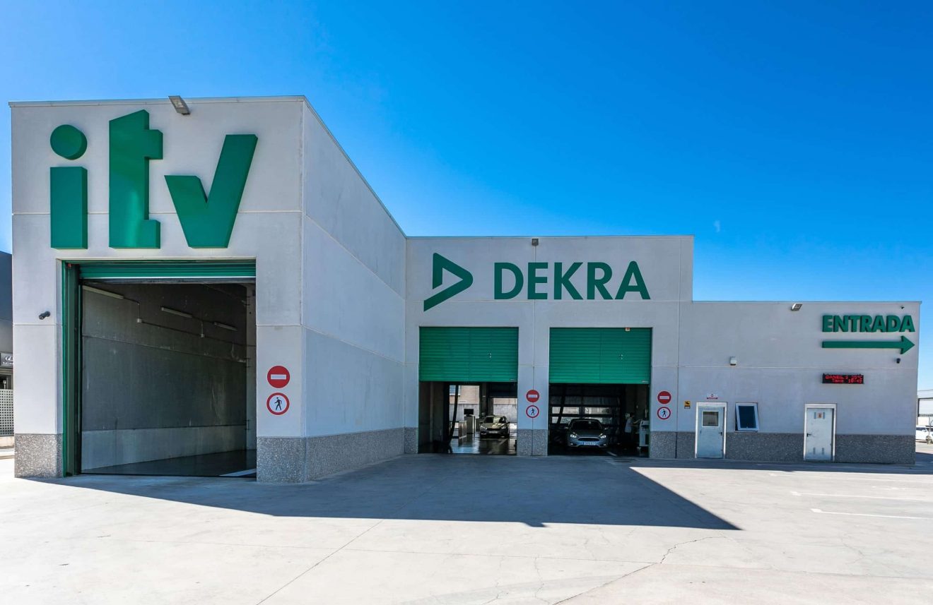 Dekra inicia labores y anuncia contratación de personal